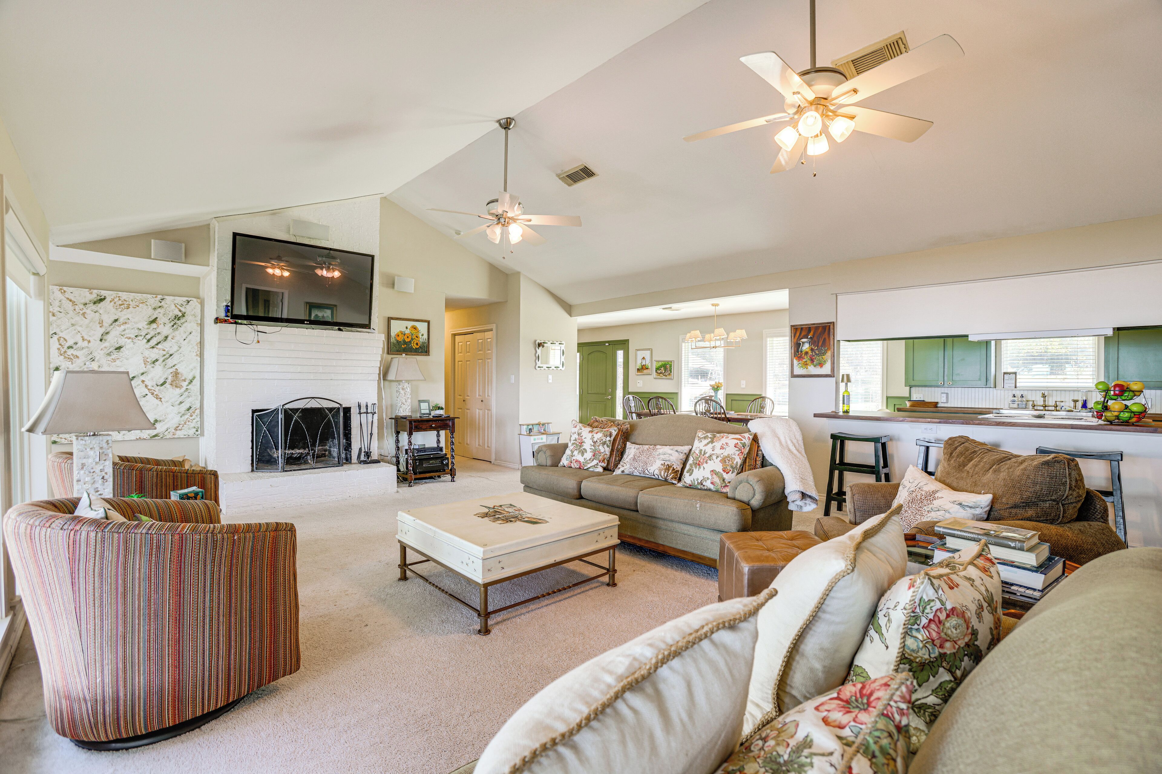 Lakefront Livingston Vacation Rental W/ Boat Dock! - Livingston, TX