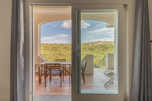 Apartamento, 2 quartos, varanda | Vista do alojamento