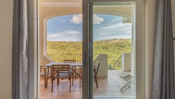 Apartamento, 2 quartos, varanda | Interior