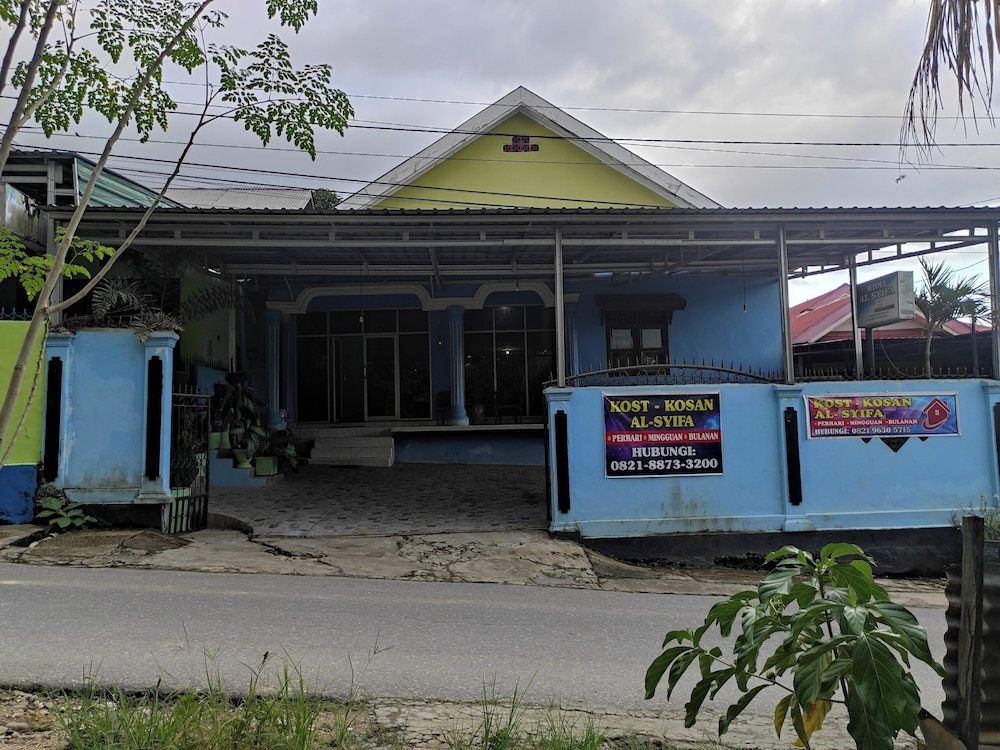 Oyo 92724 Penginapan Syariah Al Syifa - South East Sulawesi