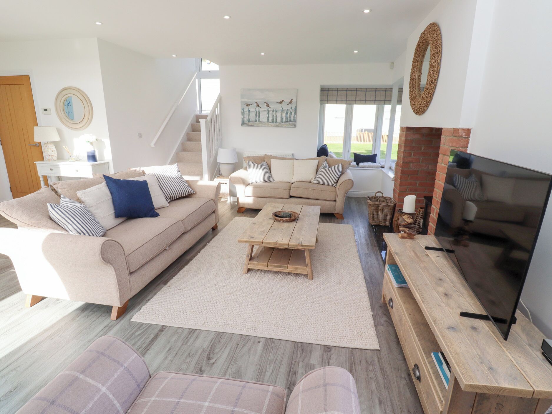 The Beach House (Beadnell), Pet Friendly, With A Garden In Beadnell - Seahouses
