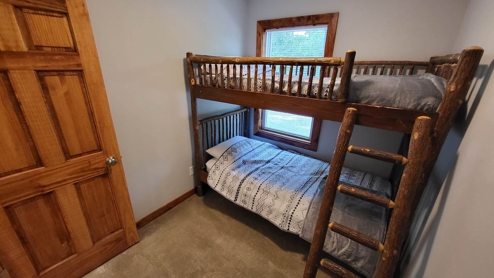 Brightstone Lake Cabin 1 - Jasper County | Vrbo