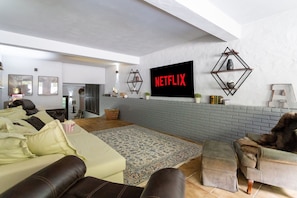 Vila | Área de estar | Smart TV, Netflix, serviços de streaming
