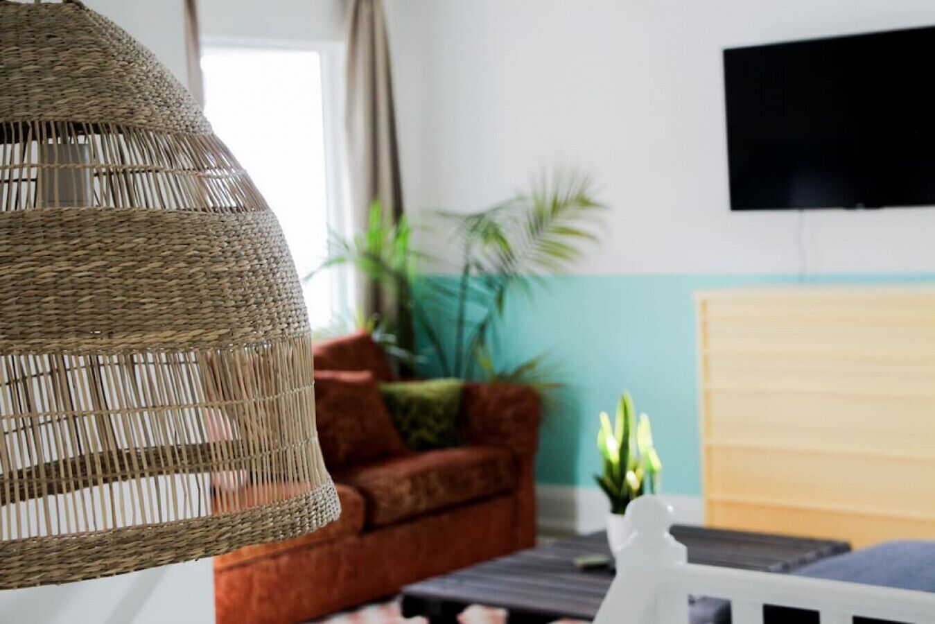 Full Boutique Hotel With 5 Ensuite Bathrooms - Belleville