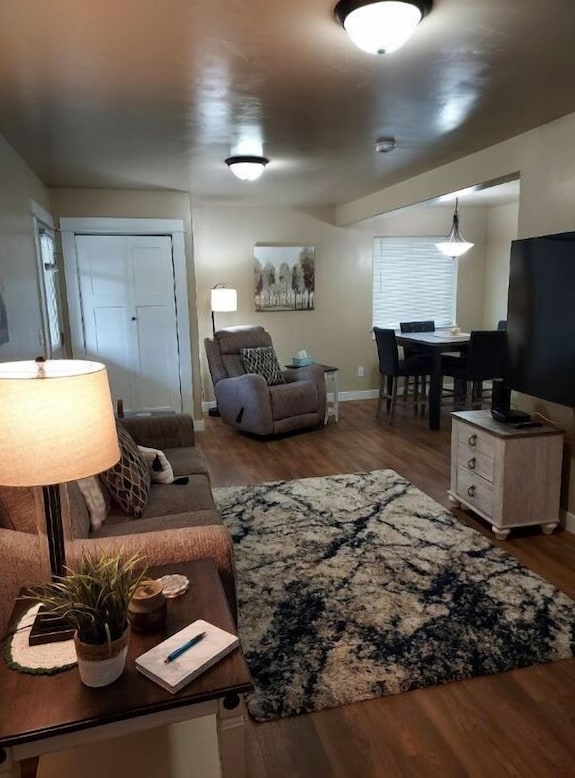 Gateway To The Valley, The Ideal Place To Call Home In Helena Book Year Round!! - 헬레나