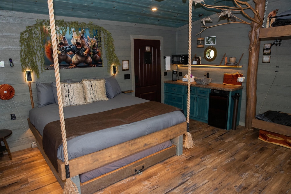 World's First Interactive Treehouse Resort! Squirrels Gone Wild - Douglas Lake, TN
