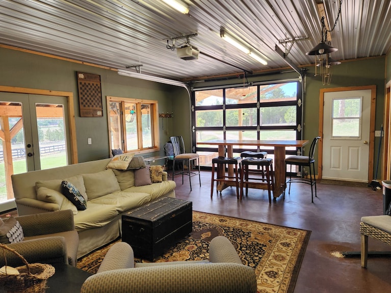 Experience The West At Home On The Range - Wyoming