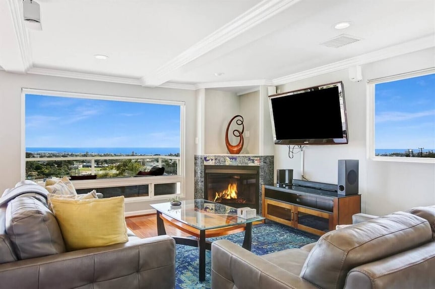 Amazing Reviews/location, Stunning Views, Hot Tub - Ventura, CA