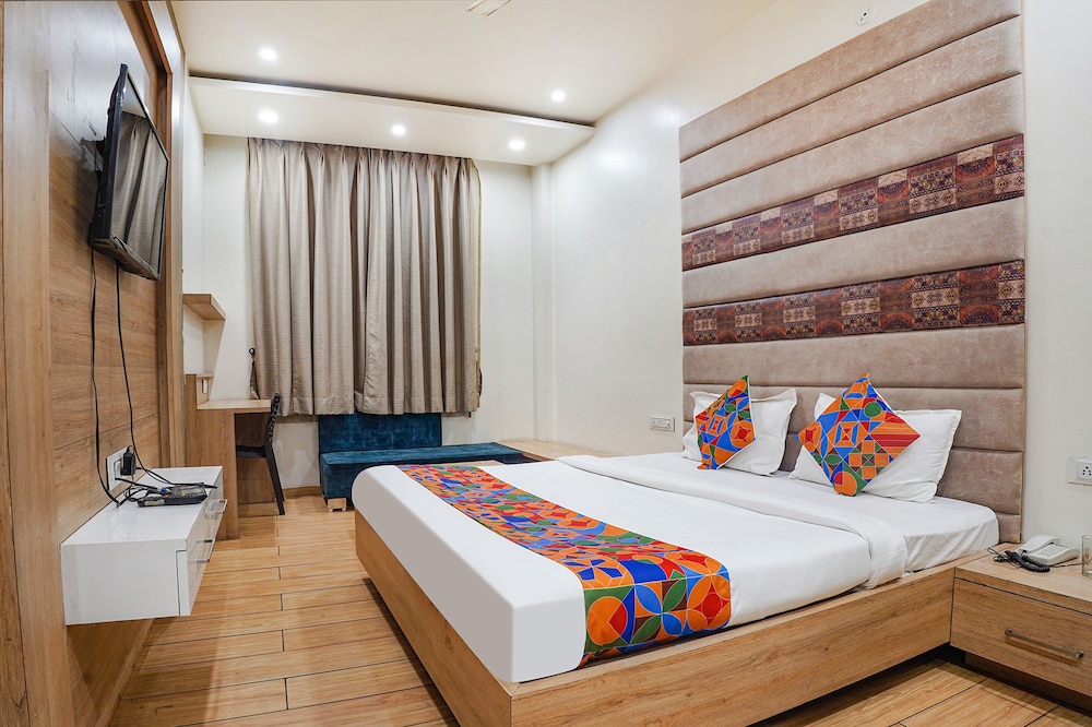 Fabhotel Om Palace - Bhopal