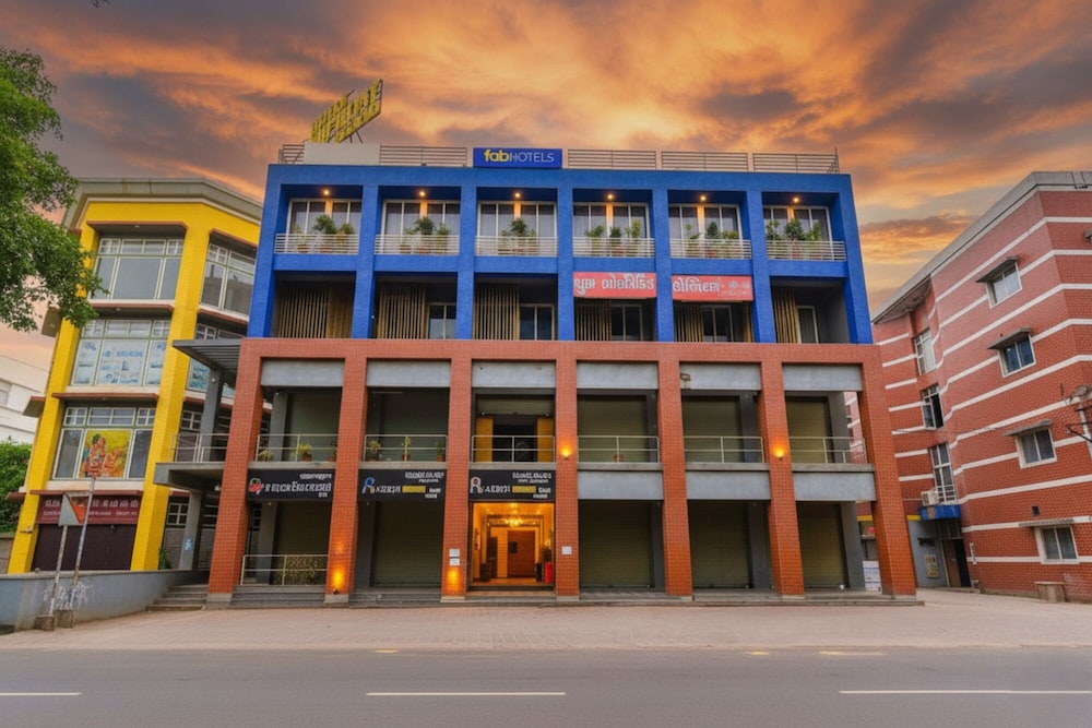 Fabhotel Symphony Grand - Ahmedabad
