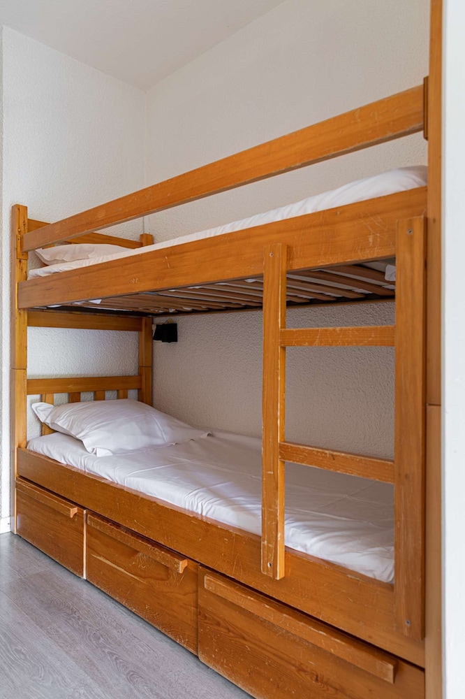 Studio bon standing au calme et proche des pistes - Le Chinaillon | Vrbo