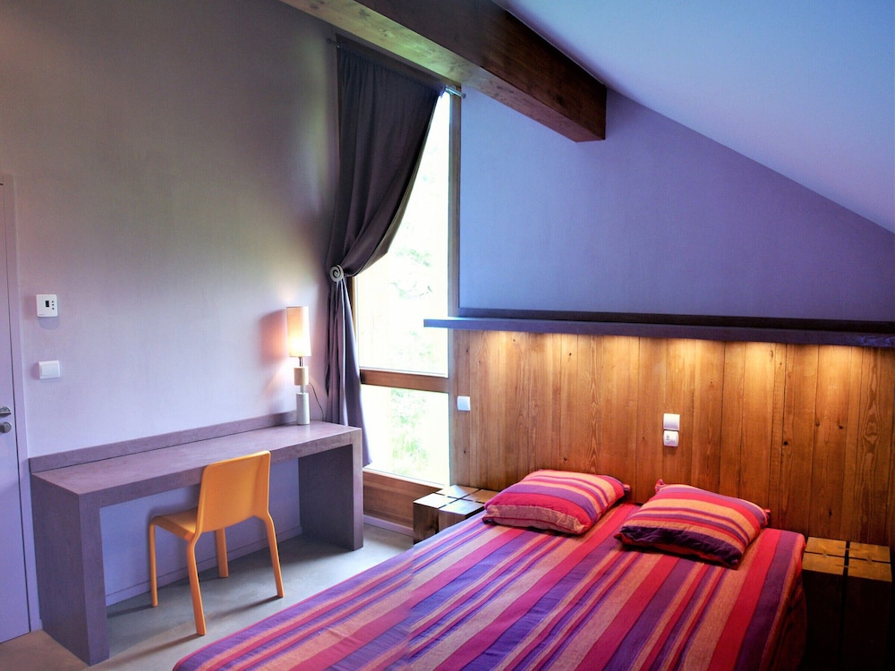 Chalet Le Corbier, 6 Bedrooms, 12 Persons - Saint-Jean-de-Maurienne