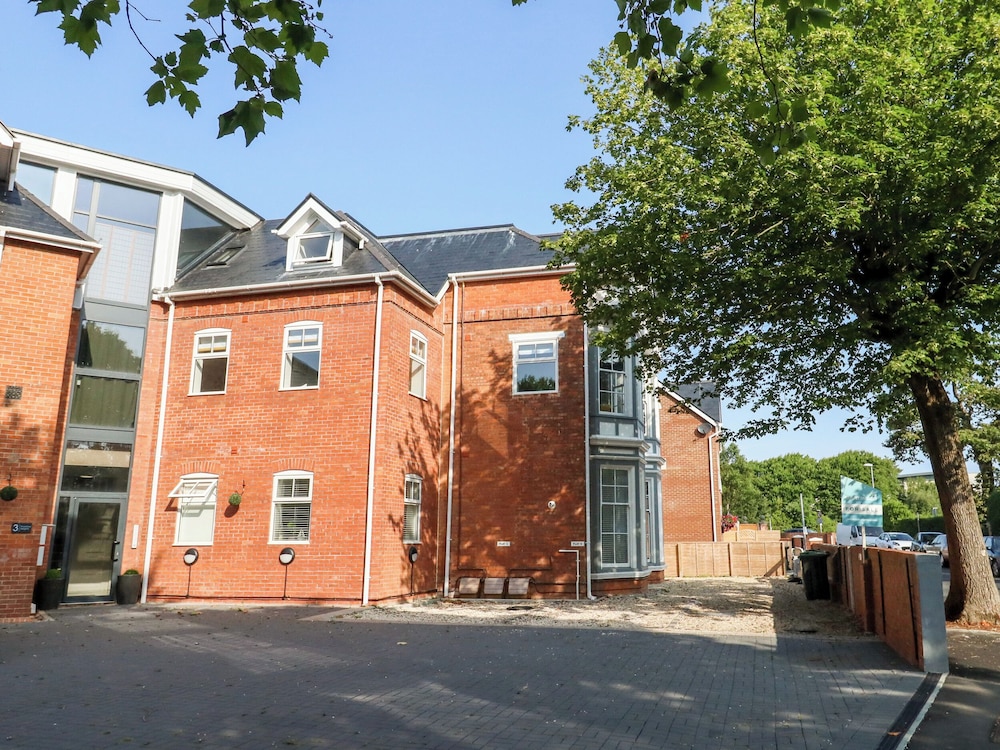 Flat 6, Thornlow Heights - Weymouth