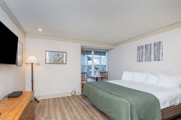 Mountainside Inn 314 1 Bedroom Hotel Room By Alpine Lodging Telluride - Silverton, CO