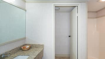 Quarto, 1 quarto | Casa de banho | Toalhas fornecidas, champô