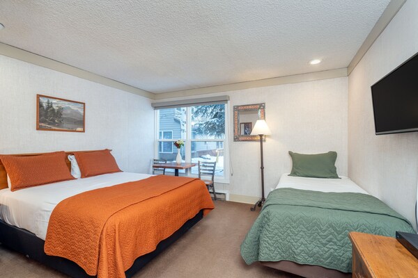 Mountainside Inn 415 1 Bedroom Hotel Room By Alpine Lodging Telluride - Colorado