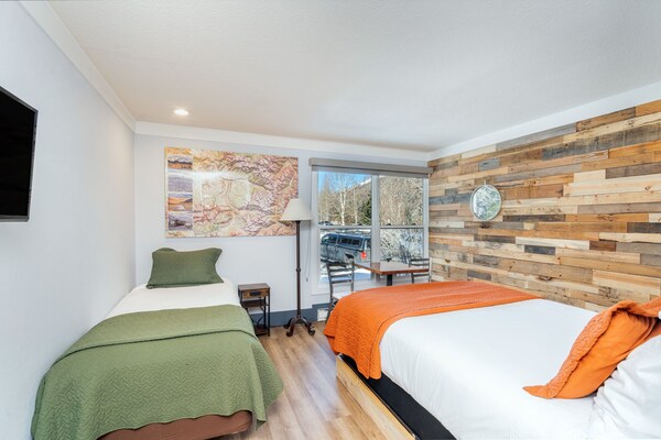 Mountainside Inn 111 1 Bedroom Hotel Room By Alpine Lodging Telluride - Telluride, CO
