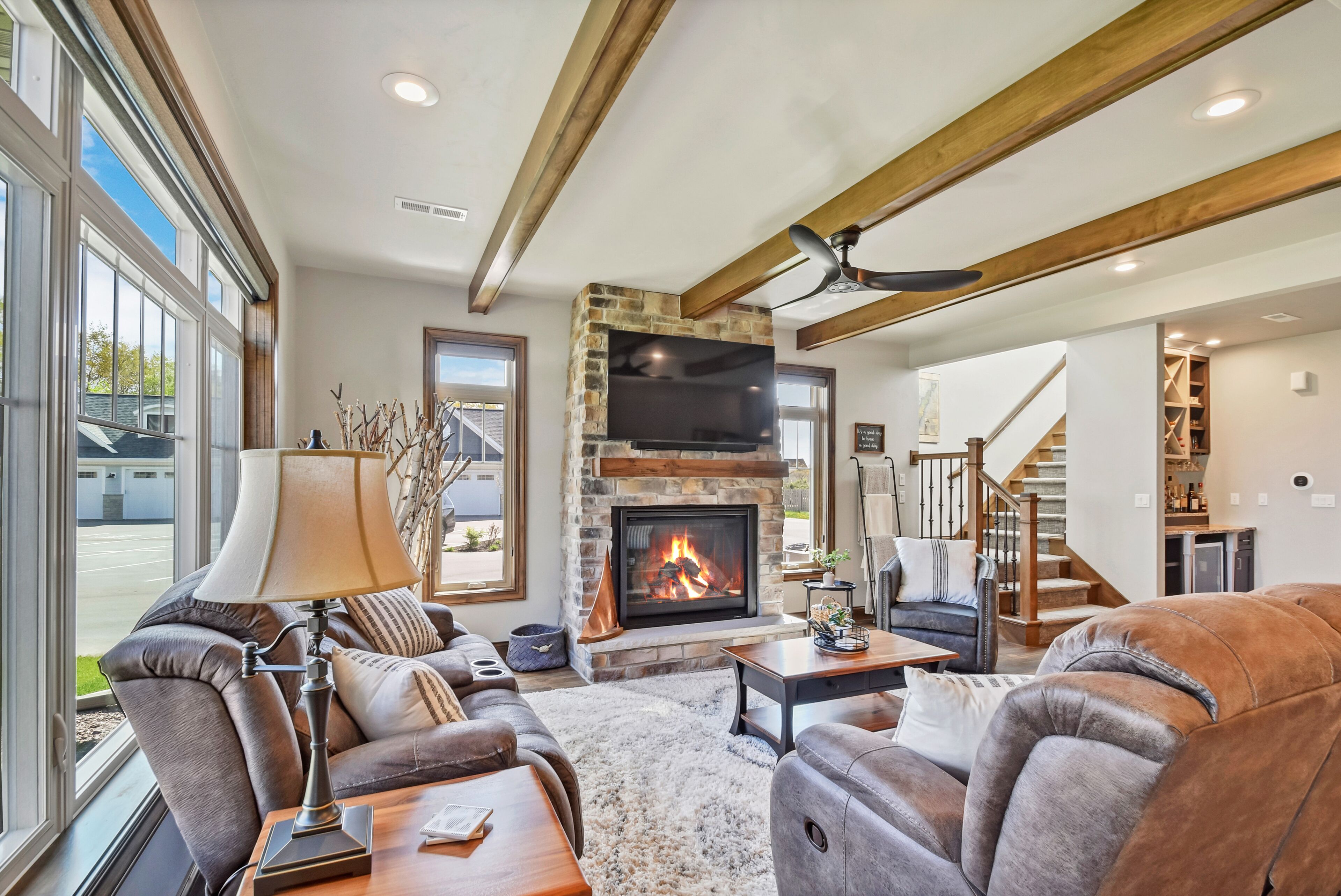 Great Location! Steps From Downtown! New Luxury 3 Bedroom 2 1/2 Bath Condo. - Door County, WI