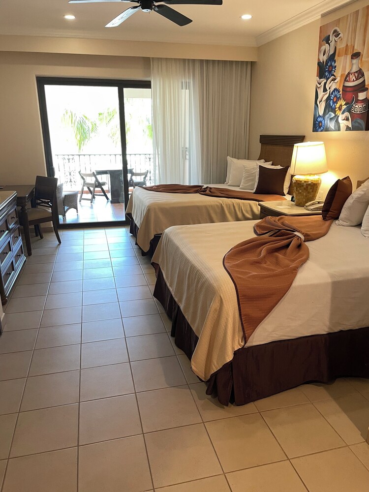 Villa La Velencia 5 Star Beach Resort!!! San Jose Del Cabo - San José del Cabo