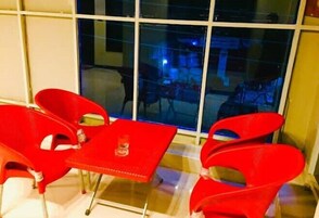 Café da manhã continental grátis todos os dias