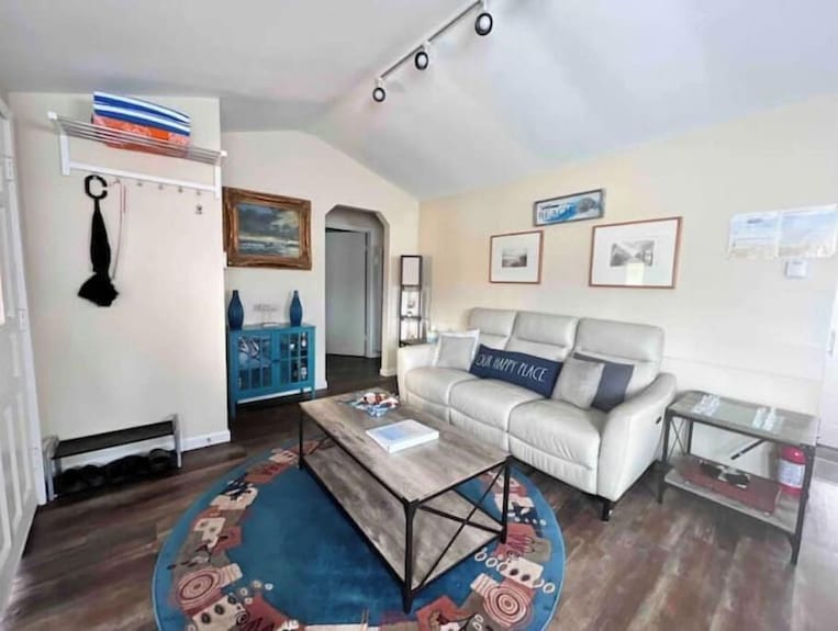 Charming Single-story Home Steps From The Beach. - Hidden Beach, Rio Del Mar