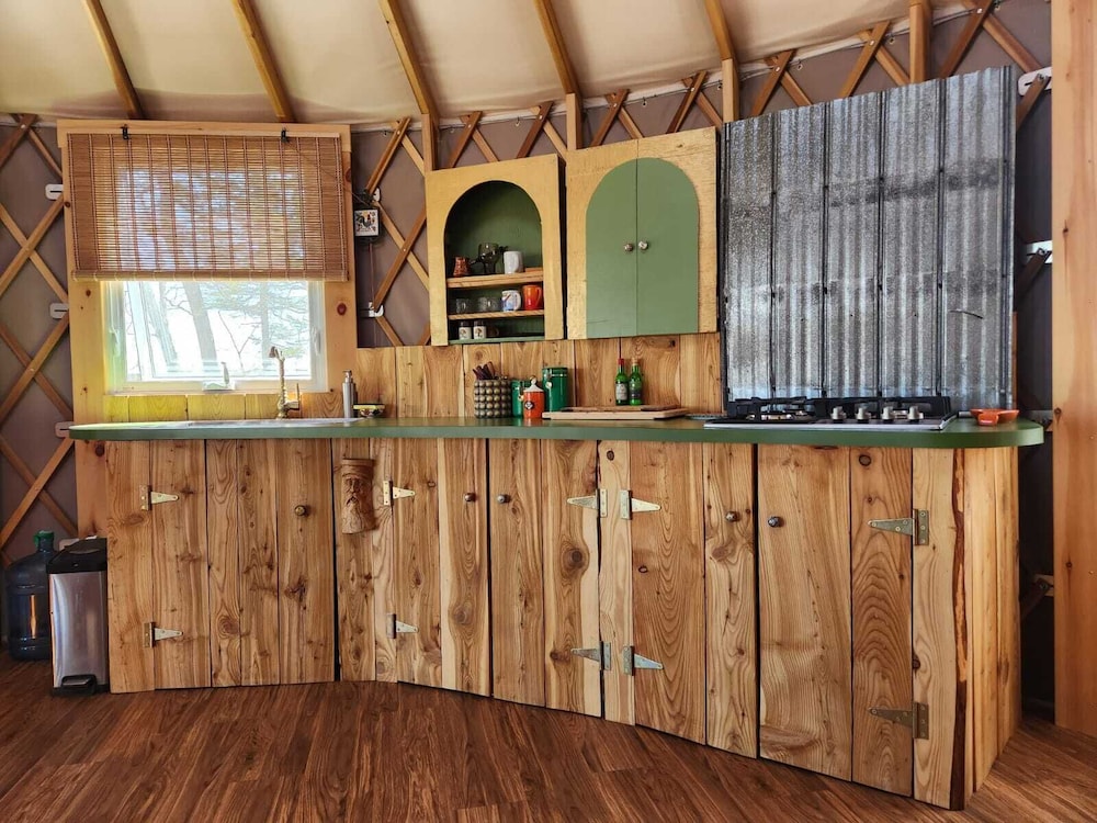 Sky High Yurt With Amazing View Of The River - ノバスコシア州
