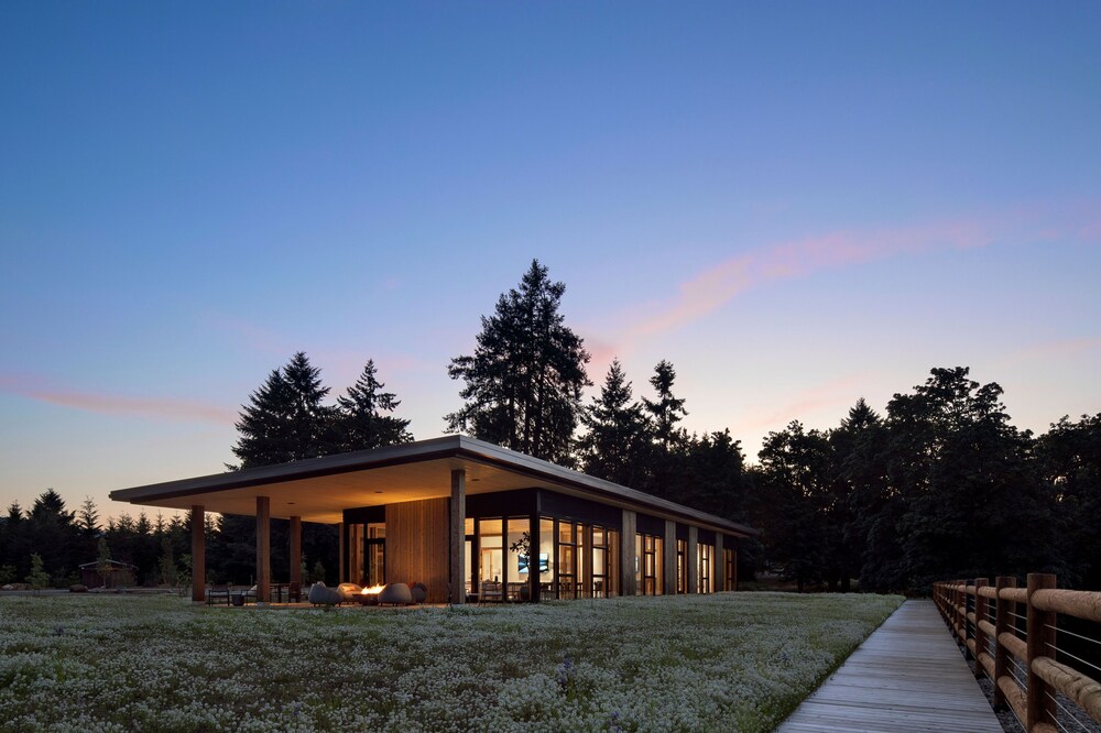 Inn The Ground - McMinnville