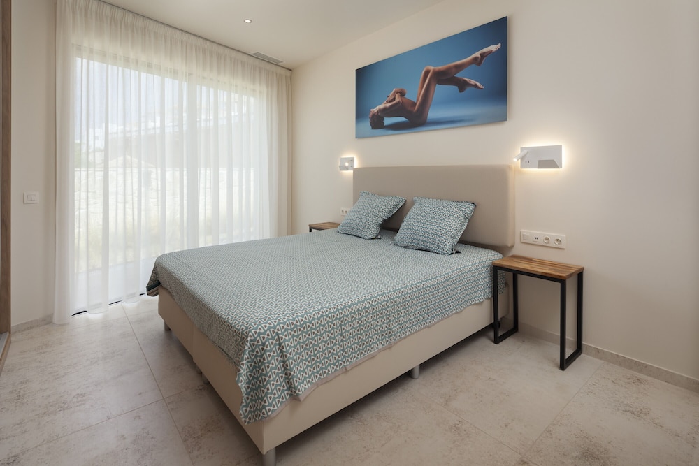 Villa 'Exclusive Too' Avec Piscine, Terrasse Et Wi-fi - Torrox