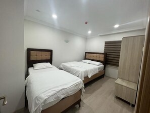 Apartamento básico | 1 quarto, cortinas blackout, quartos à prova de som