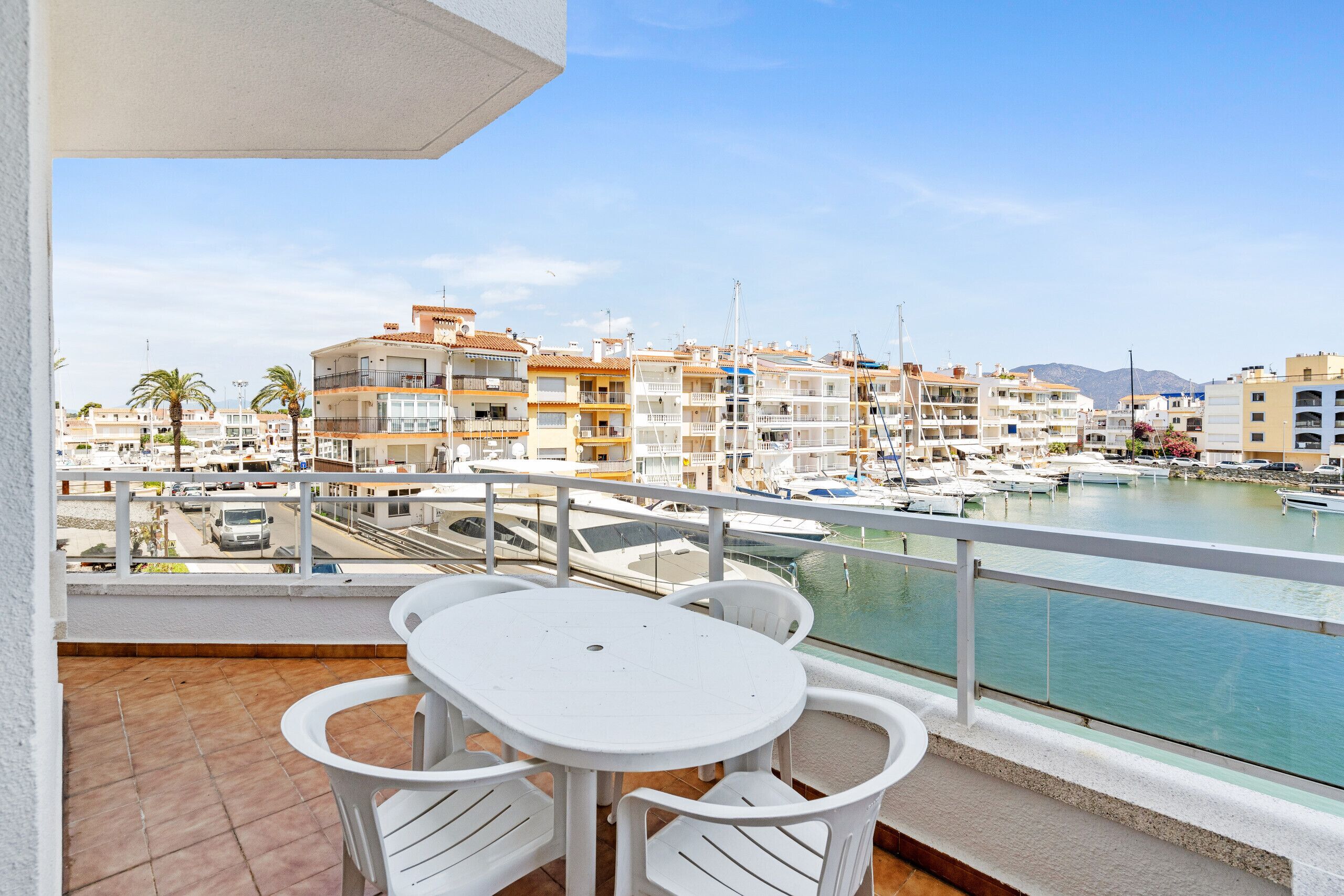 WELCS APARTAMENTO 087 EMP frente al Canal, Empuriabrava, EMPURIABRAVA ...