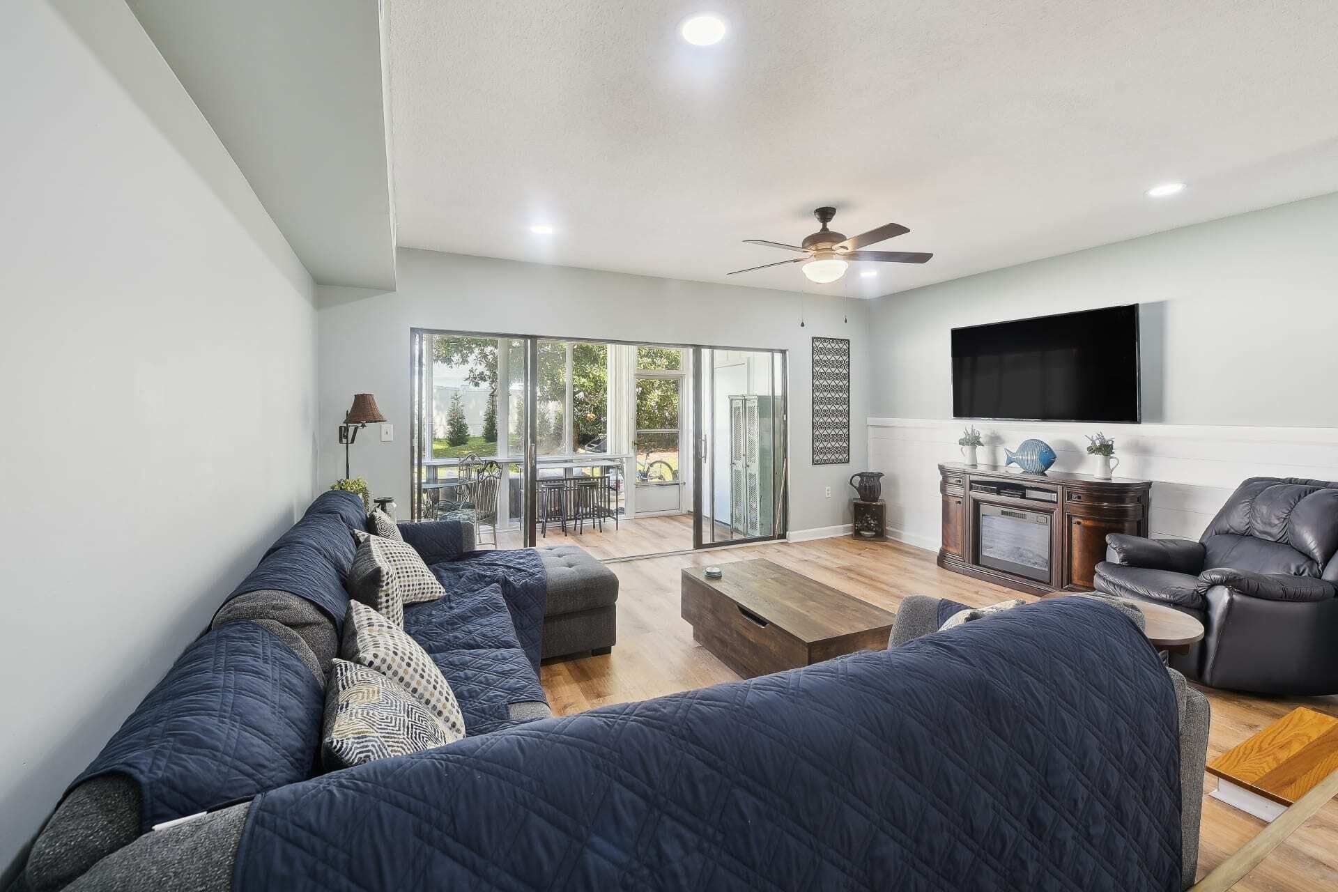 Bring The Family To The Beach! Newly Renovated Townhouse In North Myrtle Beach! - North Myrtle Beach, SC