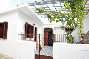 Fachada da propriedade