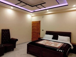 Quarto casal luxo | Wi-Fi de cortesia