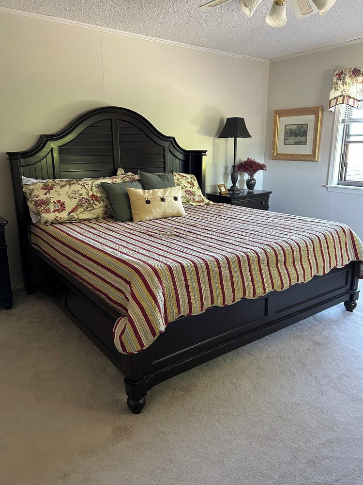 2024 Solar Eclipse Destination at Two Creeks Ranch. No light pollution ...