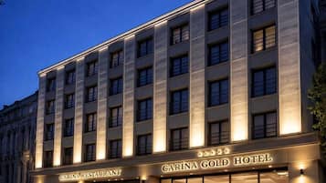 Fachada da propriedade