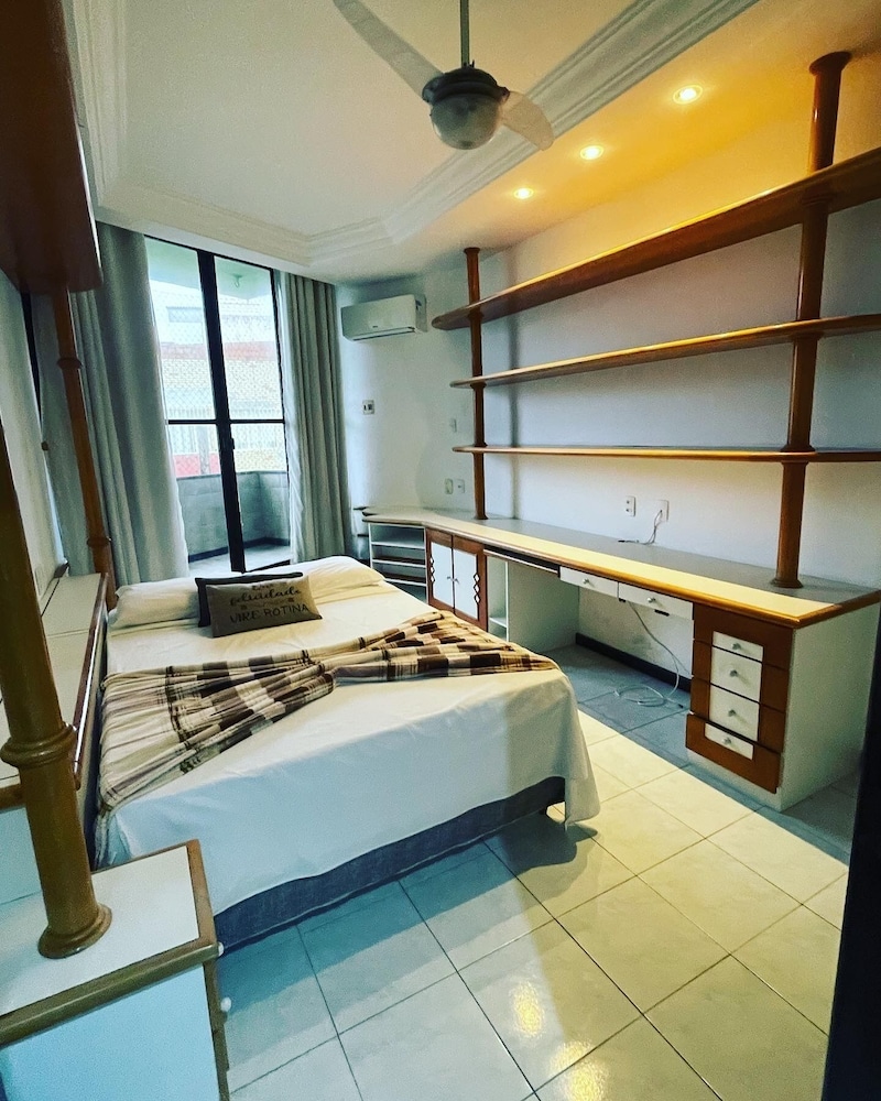 Ap Na Beira Da Orla De Atalaia - Aracaju