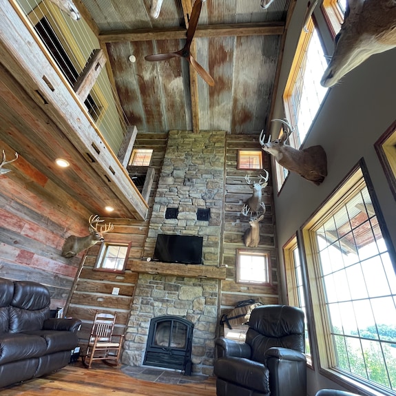 Stunning Lodge Experience In Buffalo County Wi/picturesque Views-pet Friendly! - Wisconsin