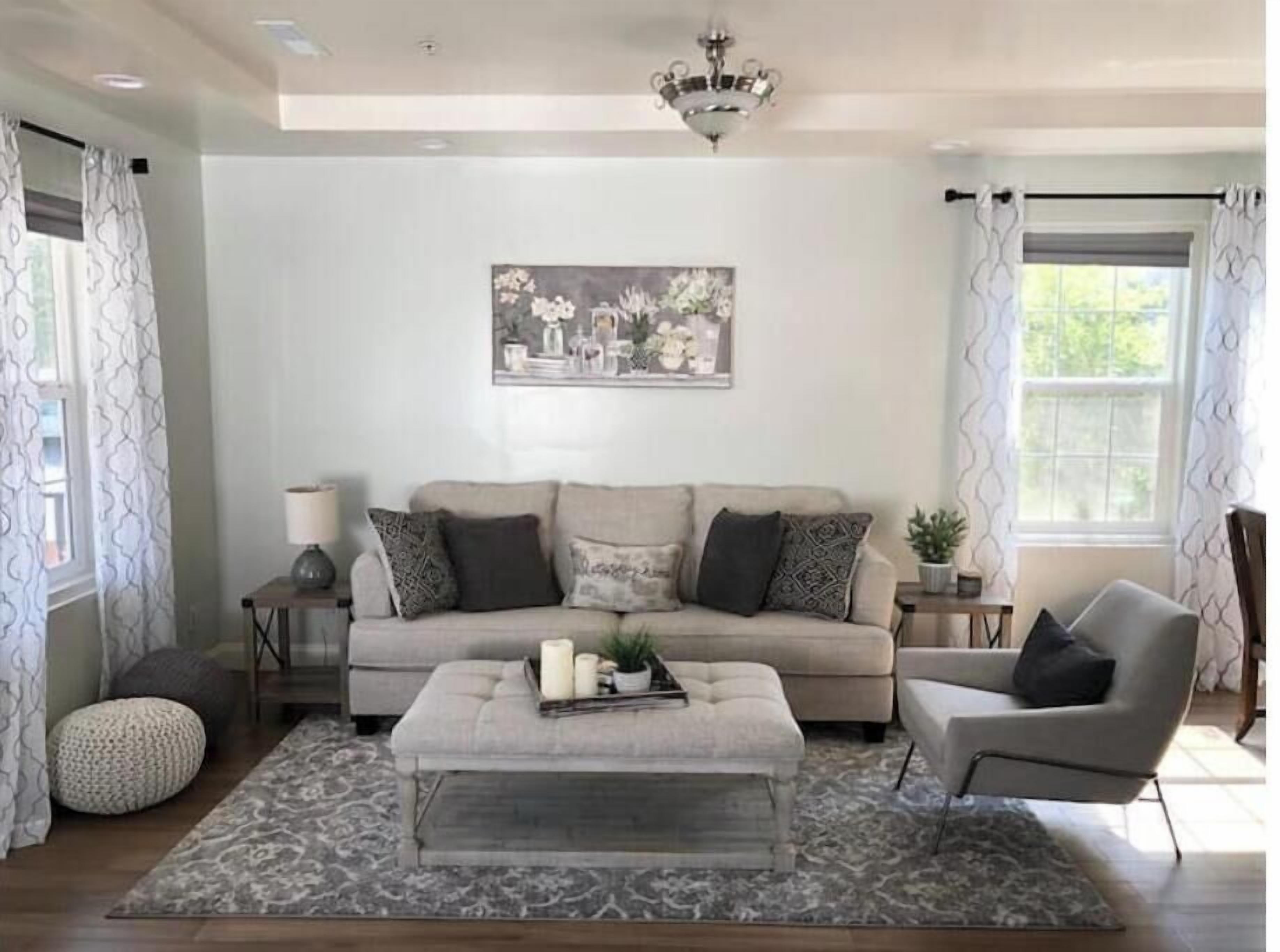 Amazing 2 Bedroom/2 Bath Cottage In The Heart Of Downtown Napa - Napa Valley, CA