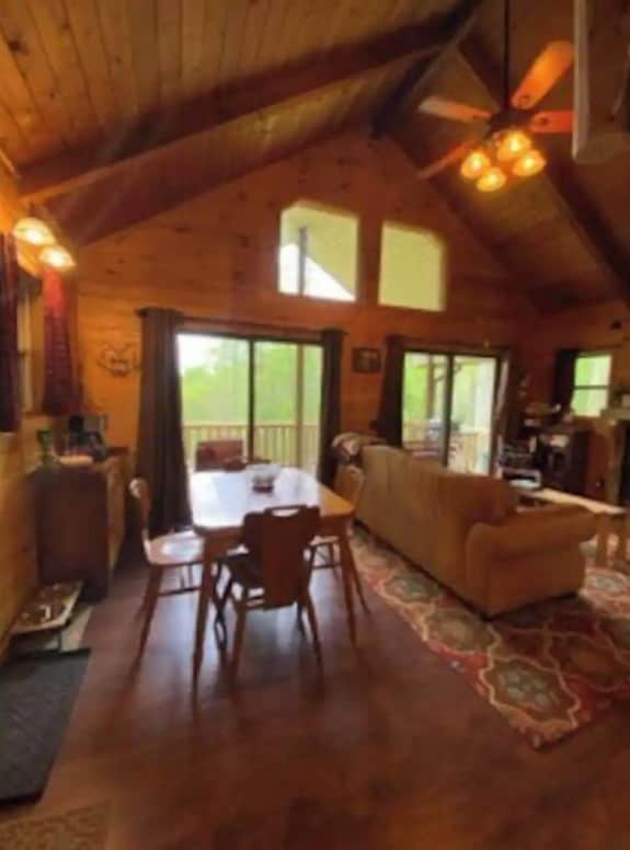 Bear Creek Retreat - North Carolina