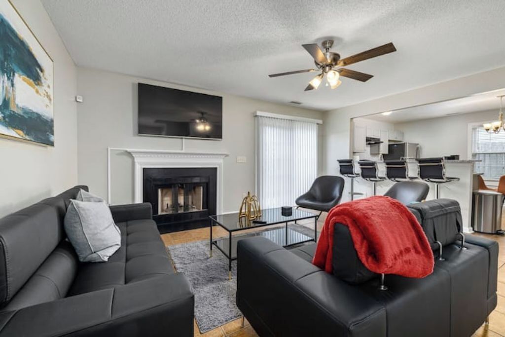 Family-friendly Raleigh Home, Close To Downtown - 羅裡