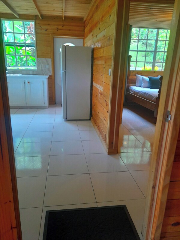 Pinard's Mountain Resort - Cottage 7 - Dominica