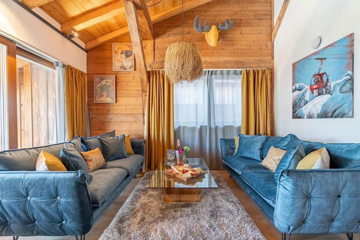 Chalet Abeille 12 Guests  Hot Tub  Free Ski Bus - Les Gets