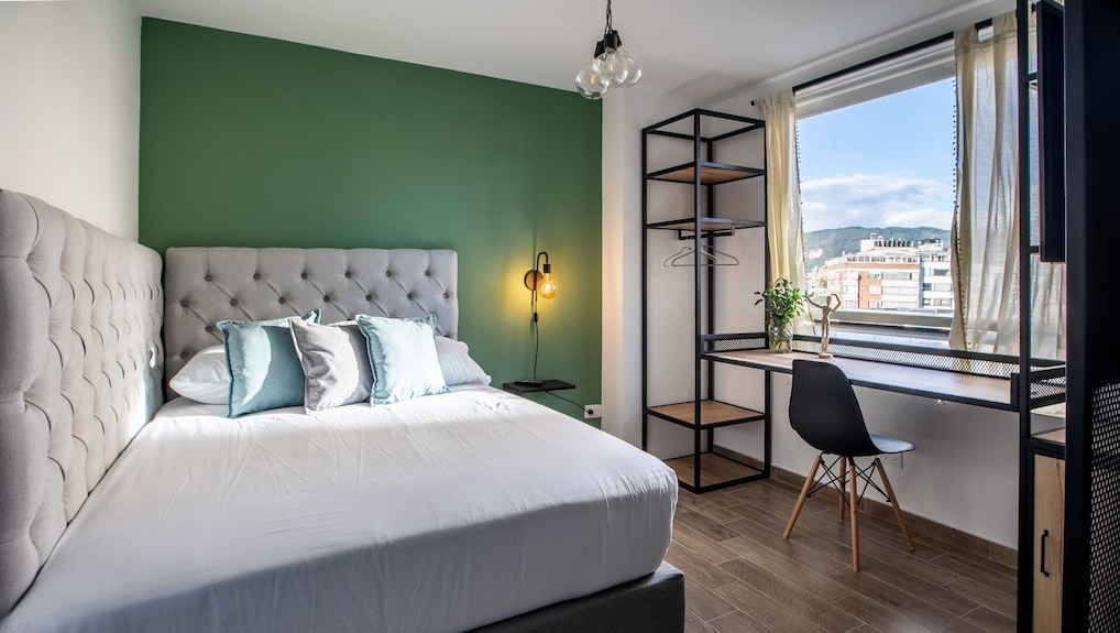 Enjoy A Hotel Room - Bogota