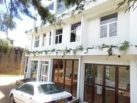 Fachada da propriedade