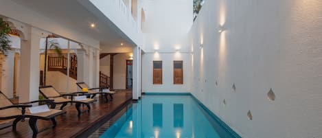 Piscina interior