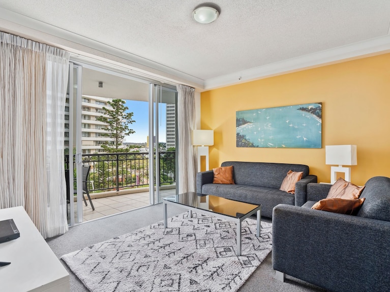 Central River View 2br Beautiful Apartment - 서퍼스 파라다이스