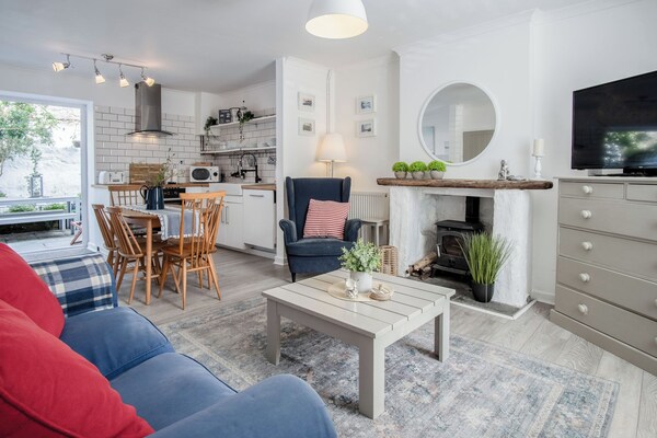 Norton Cottage - 3 Bedroom Cottage - Tenby - Tenby