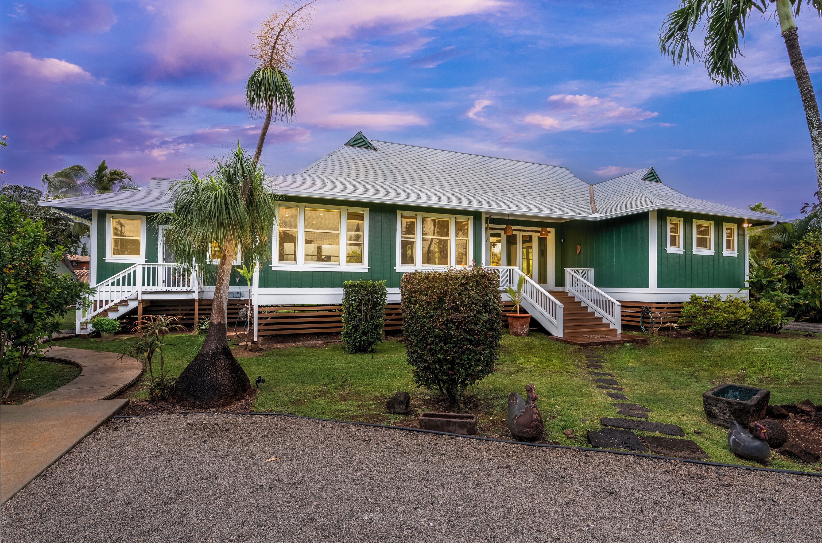 North Shore Gated LUX Estate 1 block to Sandy Beach | House + 2 ...