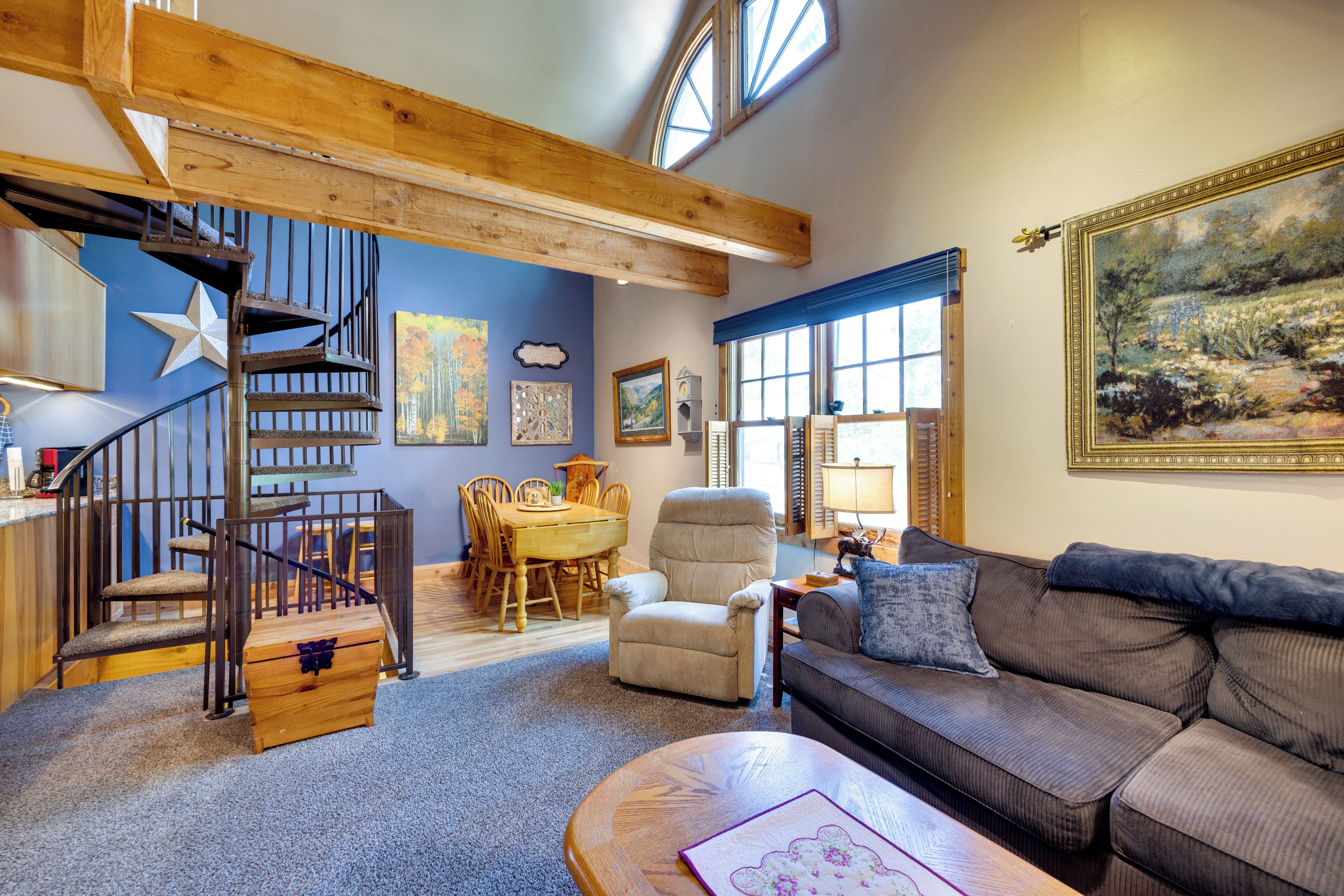 Historic Colorado Springs Home W/ Yard In Downtown - Colorado Springs, CO