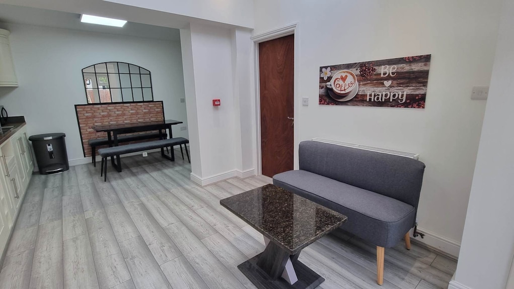 Stylish Ensuite With Kitchenette Serviced Apartments - Watford